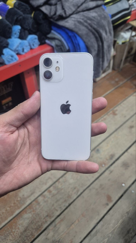 Iphone 12mini   .