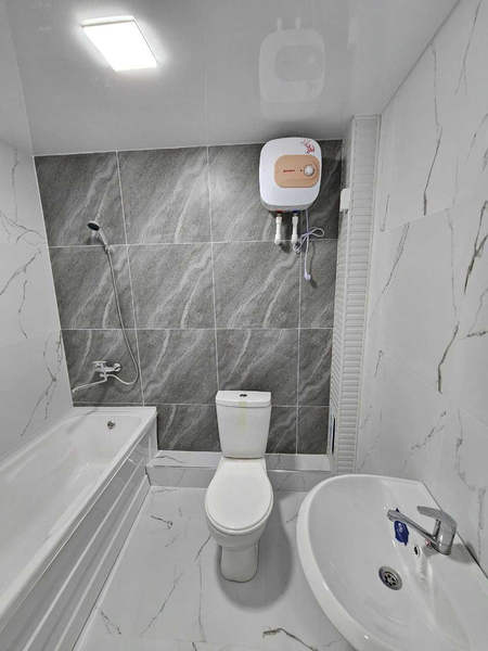 1 xonali 38m² 6-qavat uy sotiladi