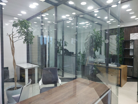 Срочно Продаётся Нежилой Готовые Бизнес 200² в доль дороги Яккасарай