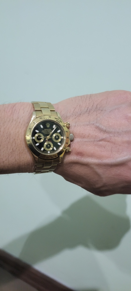 Rolex soat sotiladi orginal tilla rang