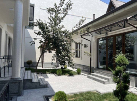 Продается Евро дом Ор-р: Домбрабад 250м2