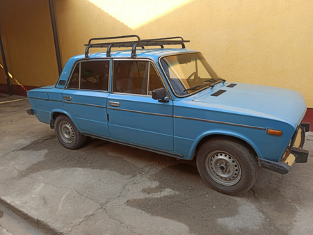 Assalomu alaykum Vaz 2106 Jiguli sotiladi