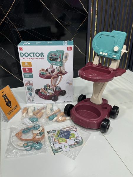 Игровой набор Доктор 24 -26 предметов, свет, звук