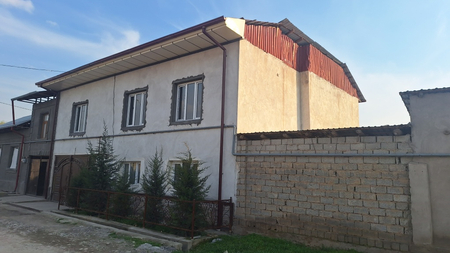 Продаётся 2 этажный дом, на жданова