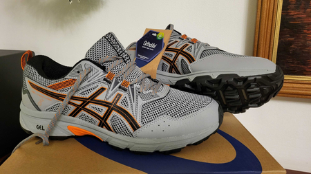 Мужские кроссовки ASICS Gel-Venture 8