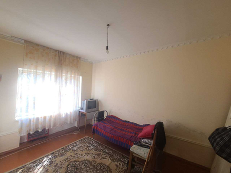 Эълон№3905   1 хонали квартира.