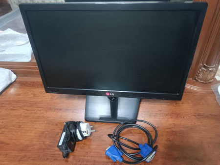 Монитор LG Flatron 19EN33S