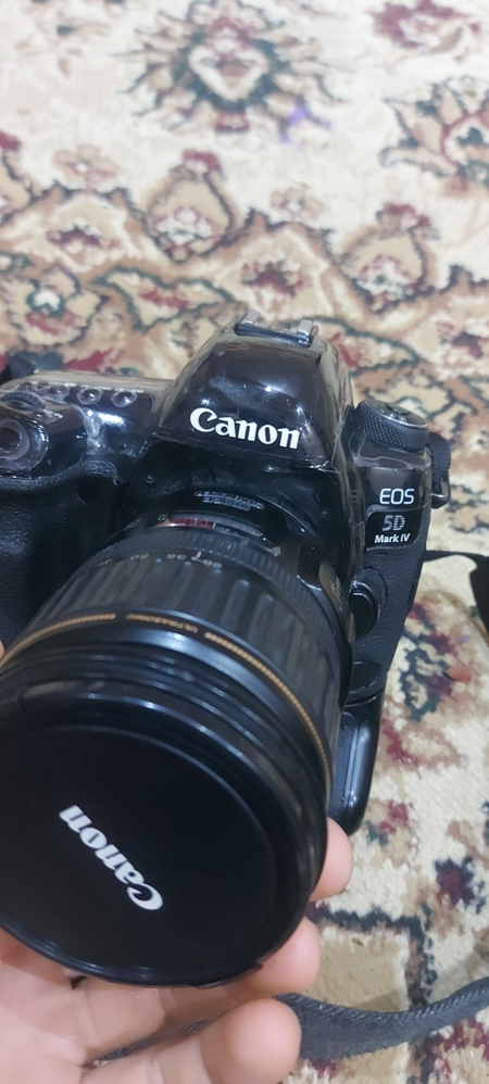 Canon 5d mark 4 sotiladi xolati yaxshi narxi arzon