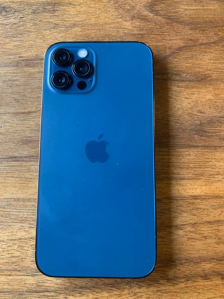 Iphone 12 pro LL/a