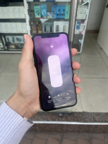iPhone 11 pro 64 gb