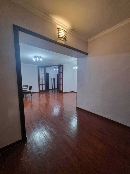 Дархан музей Т.Ханум 77-серия 3-комн 1/4 72 м² кирпич 2х6 парковка