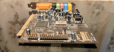Creative Sound Blaster Live! 5.1  model CT4830 -  звуковая карта