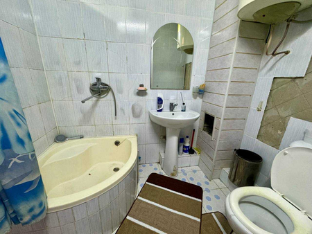 2 xonali 56m² 2-qavat sotiladi