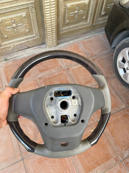 Malibu 1 rul sotiladi