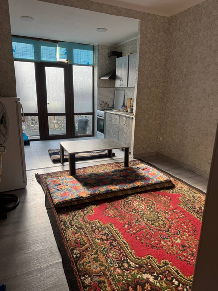 Sergeli green hous 2 xonali hamma sharoitlar bor 450$ qizlar oilaga