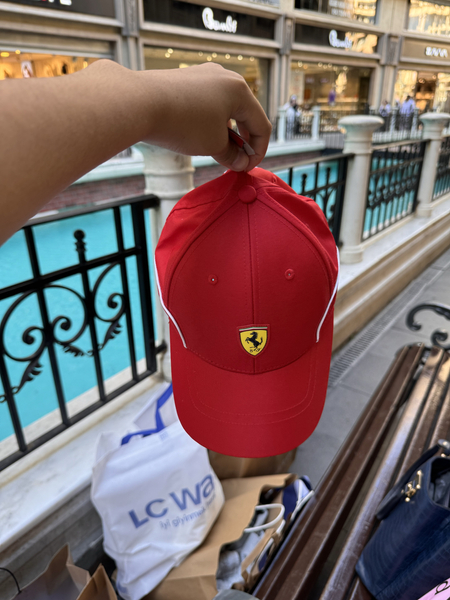 кепка puma ferrari красного цвета