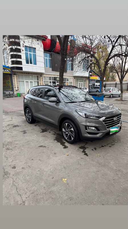 Hundayi Tucson Full pazitsiya