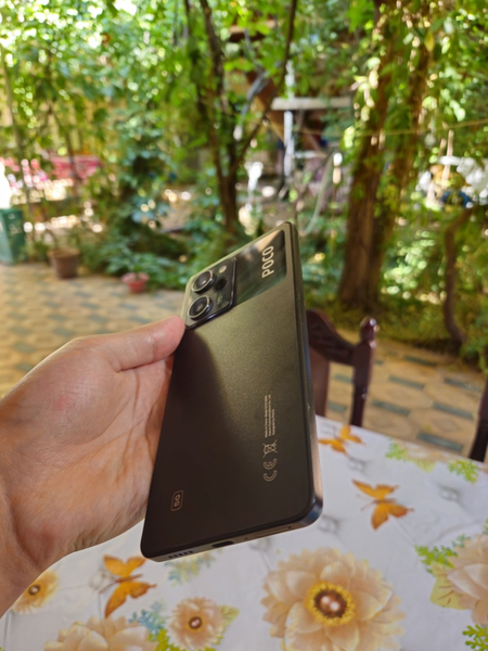 Продаётся телефон поко x5pro 5g в идеальном состояние