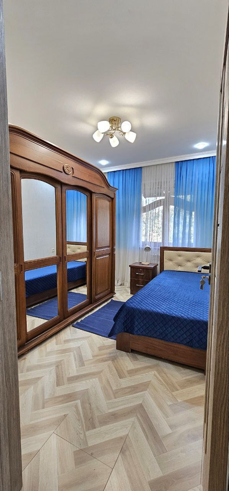 Продаётся 3/4/5 Максим Горький