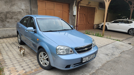 Продаётся Lacetti 1.8