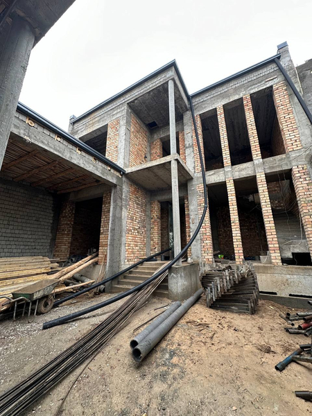 Продается 2 соток новый коттедж в махалле Азимтепа, за 5 детской бальн