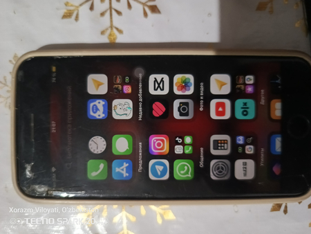 IPhone 7 32GB.   .