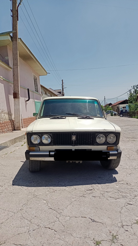 Vaz 2106  sotiladi