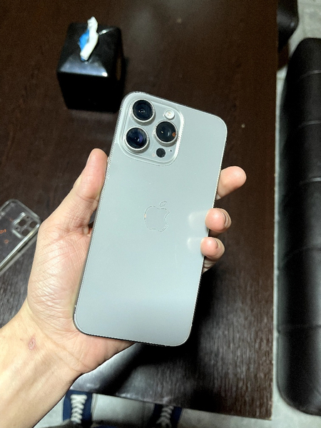 Iphone 15 pro max natural titan 256