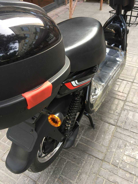 Скутер електро Velomax