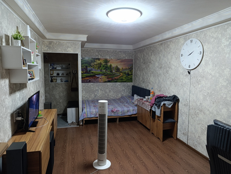 Продаётся квартира в 3 микрорайоне.