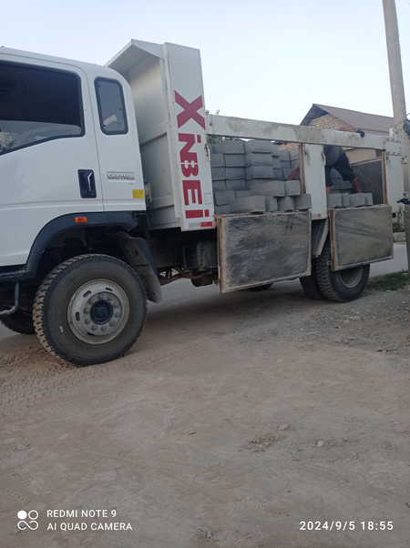 HOWO sinotruk 10 tonnali