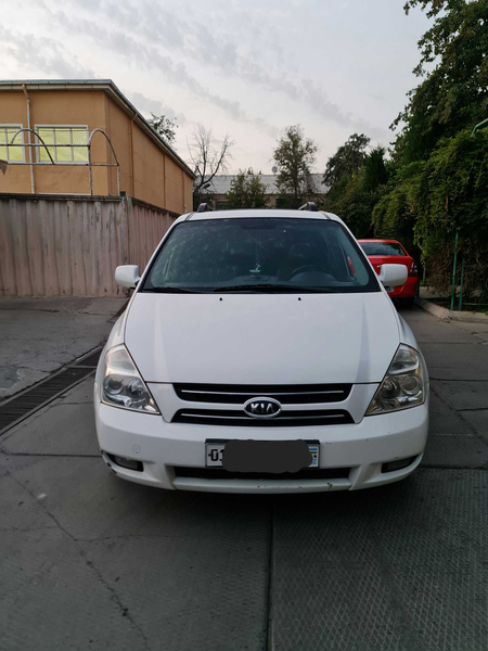 Продается Kia Carnival