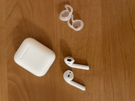 Apple Airpods 2 2022 года