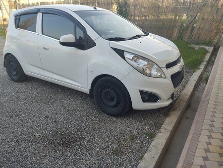 Spark 2 pulis sotiladi