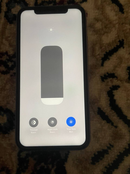 Iphone 11     80%