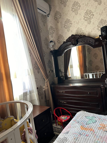 Продается спальный гарнитур