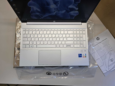 ПРОДАМ HP Pavilion 15 (2024) Ноутбук Core™ i5 13-ПОКОЛЕНИЯ/16GB/512SSD