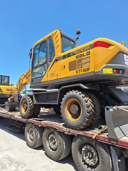 В Наличии! Сотувда мавжуд! Фронтальный погрузчик SDLG E7150F0,6 куб.м