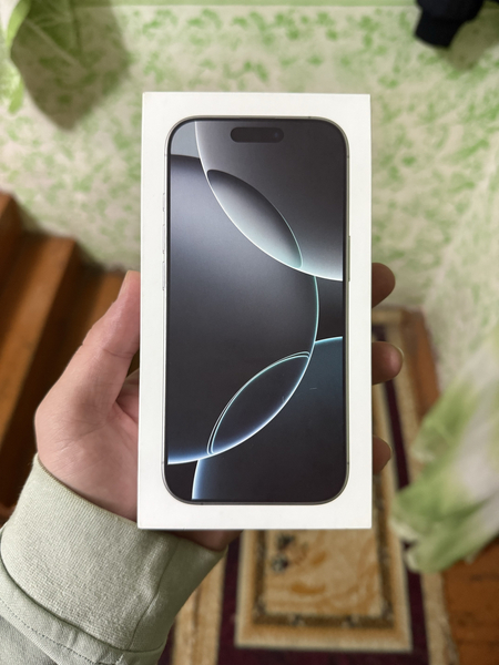 Srochna iPhone 16 Pro sotiladi !!!