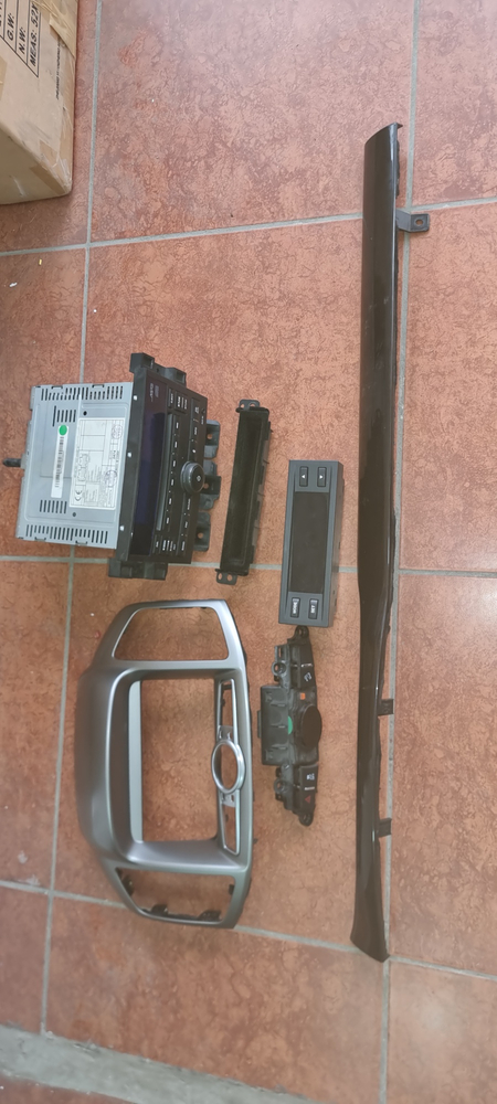 Captiva 2 radnoy kanplekatsa ditallari mafon ramka reka soat karmashka