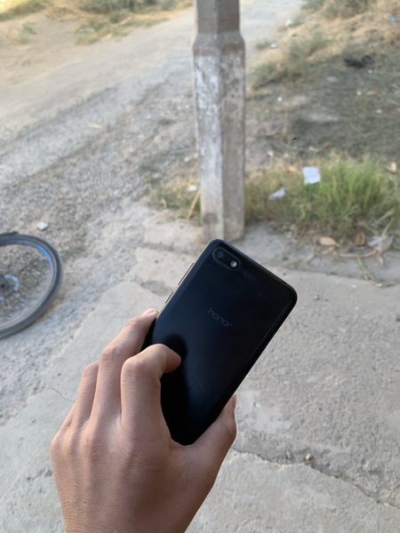 Honor ,redmi 5 plus,Samsung A7