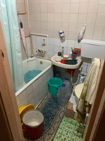 Jizzax shahar Azizbekovada 1 xonali uy srochne sotiladi