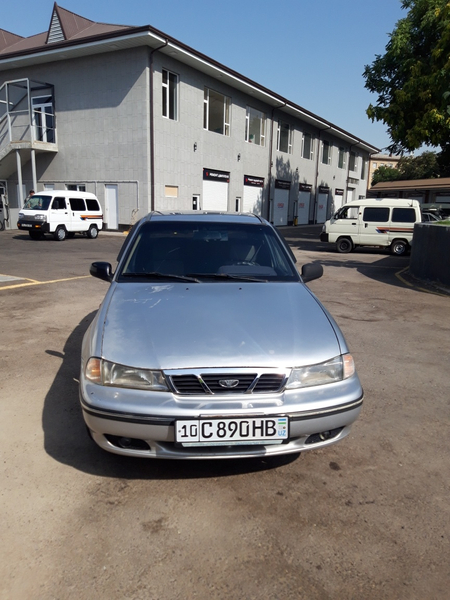 Продаётся NEXIA 1 / 2002