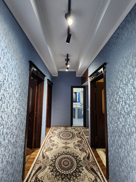 6-микрорайонда 3-хонали кв сотилади. 45500$