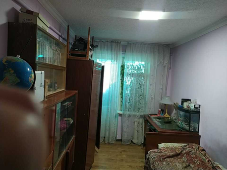 Продам 4-х комнатную в М-Улугбекском районе.метро БИЙ (М.Горького)