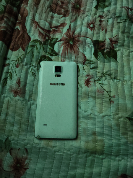 Galaxy Note 4 sotiladi
