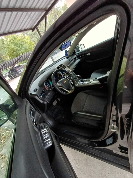 Продам  свою малибу 1,автомат