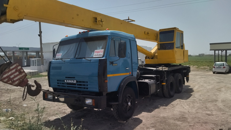 Автокран 2005 йил 16 тон.22 метр