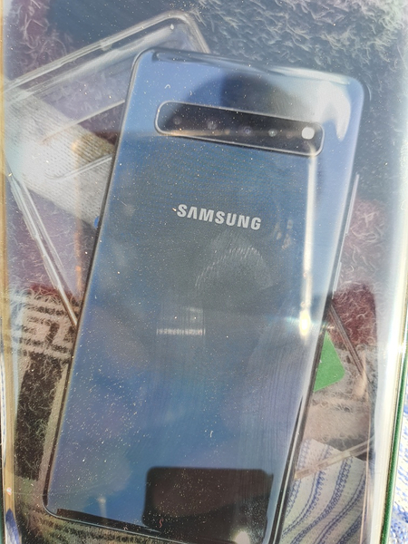 Telefon samsung s10.5g