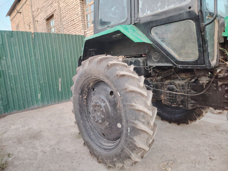Traktor sotiladi ideal